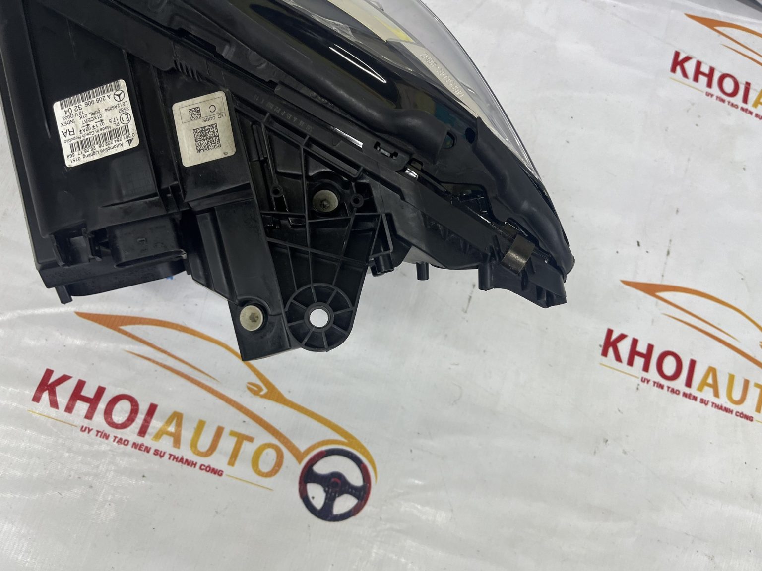 A2059063204 Đèn Pha Mercedes-Benz W205 C200 C250 C300